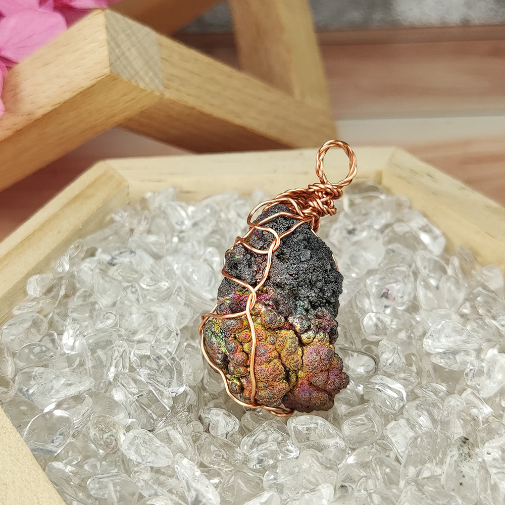 | Goethite Pendant Copper Wire Wrapped Gemstone Pendant | COLOUR: Gold ...